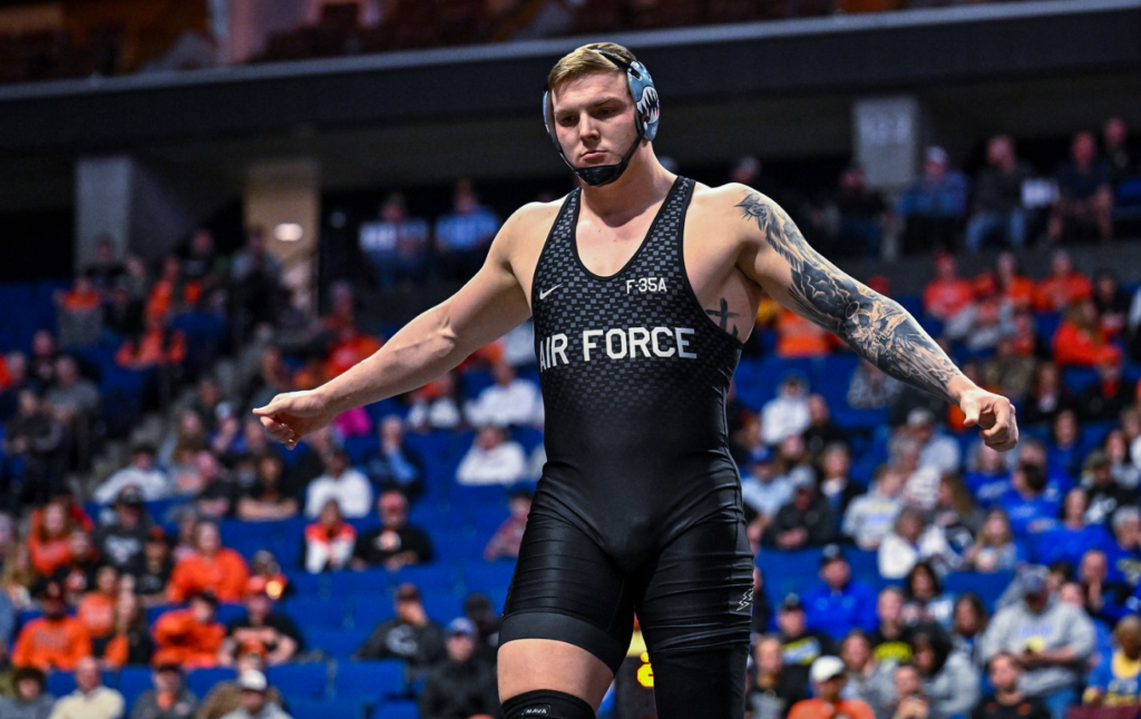 Wyatt Hendrickson Commits to Oklahoma State - Oklahoma Wrestling